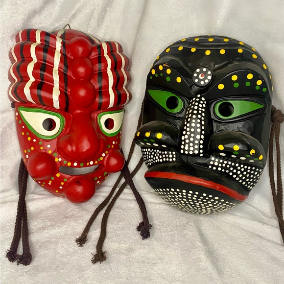 Kabuki mask | Art | Red And Black Art Sculpture Collection | Poshmark
